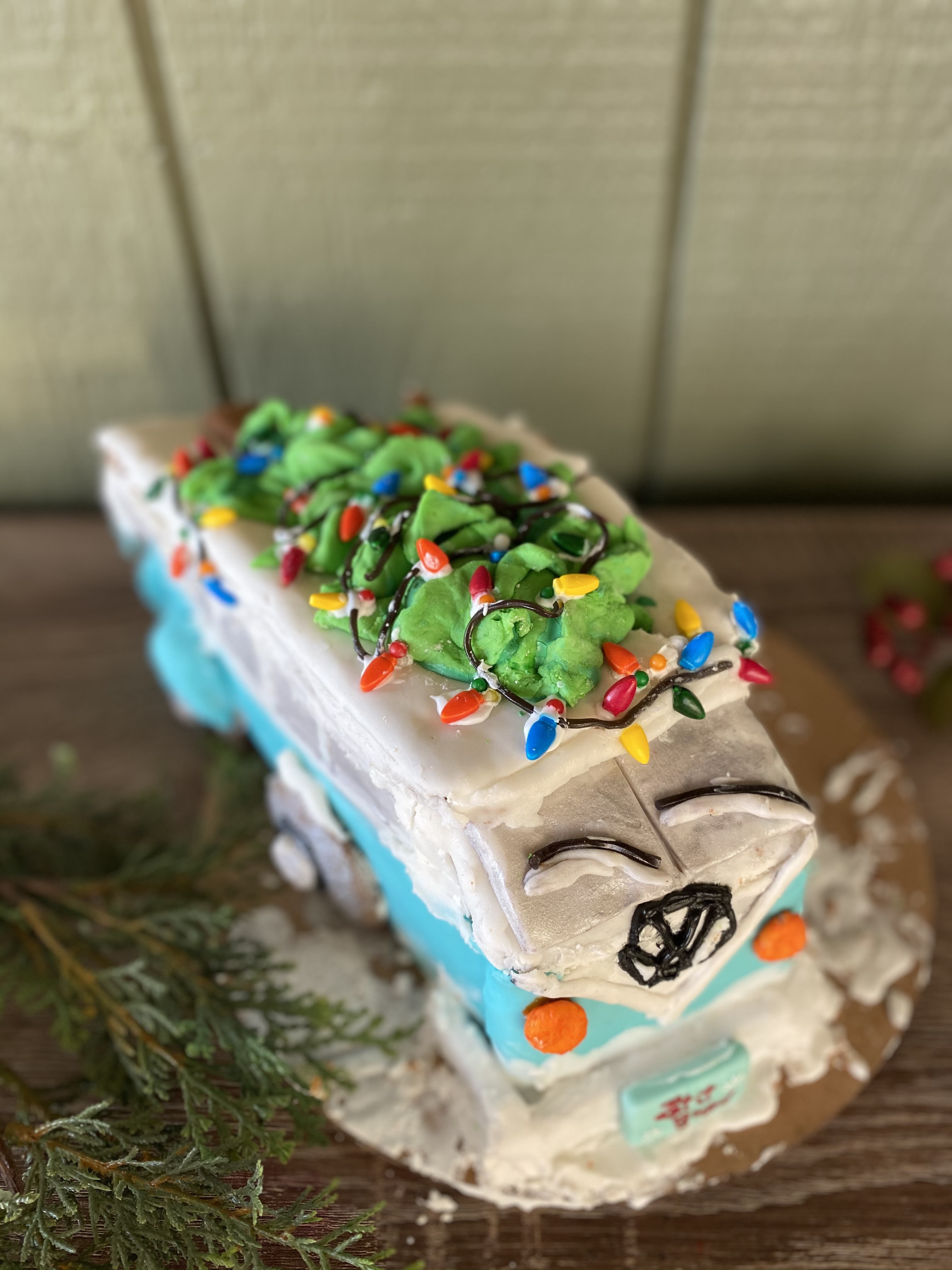 Meet the Newest VW Bus: Gingerbread 2020 – Little Maui Family